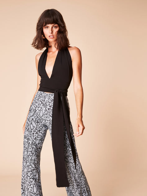 Shop Stylish Sustainable Women's Tops – SHE IS REBEL GmbH